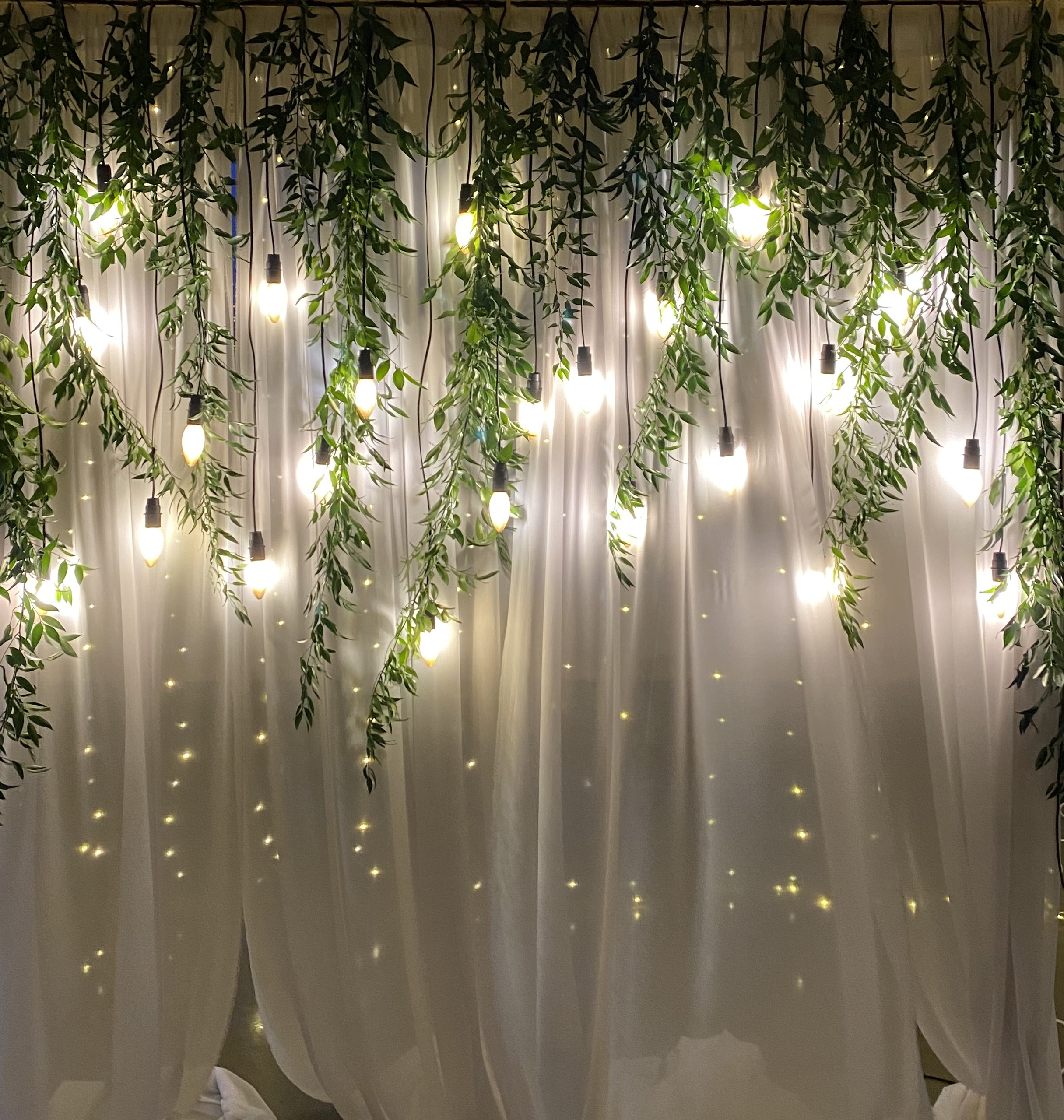 Kategooria: Led küünlad/ valgustus - La Luna peodekoratsioonide rent